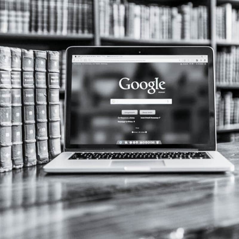 Understanding Google's latest E-E-A-T and Algorithm Updates - Herdl Understanding Google's latest E-E-A-T and Algorithm Updates - Herdl